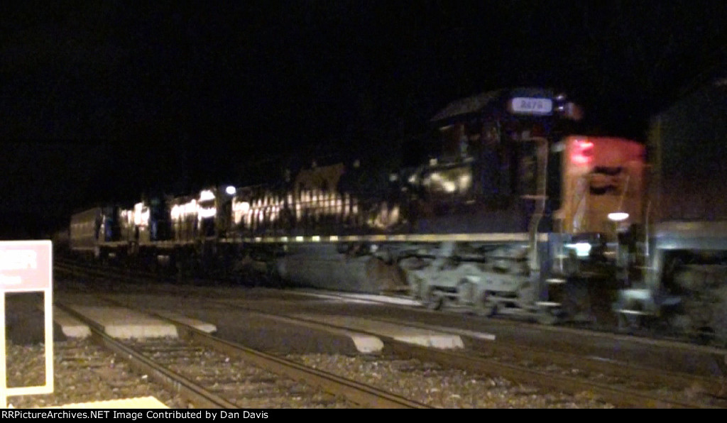 CSX SD50-2 2479 trails on Q409-25